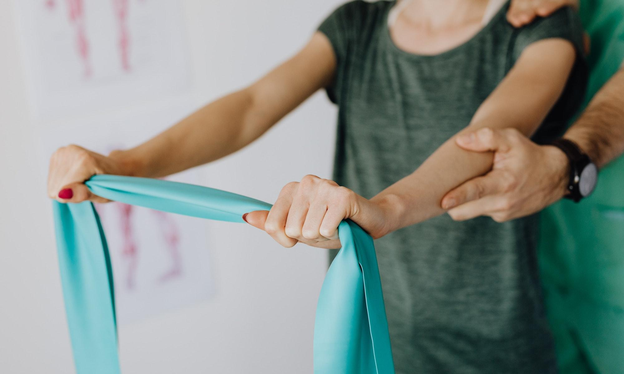 Bol u ramenu | Fizioterapija | ALSPHYSIO | Velika Gorica